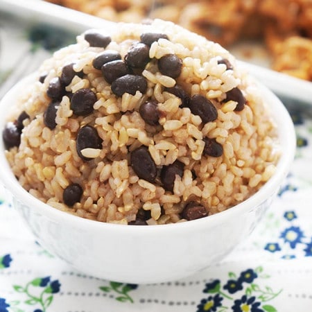 Rice Cooker Black Bean and Brown rice Recipe Easy and Filling