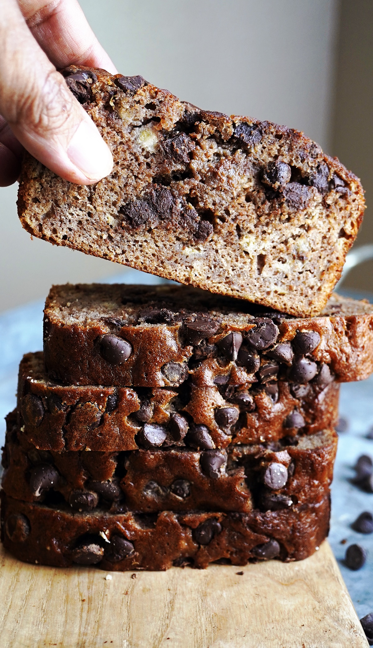 Easy and Moist Chocolate Chips Banana Bread Recipe – The Skinny Pot