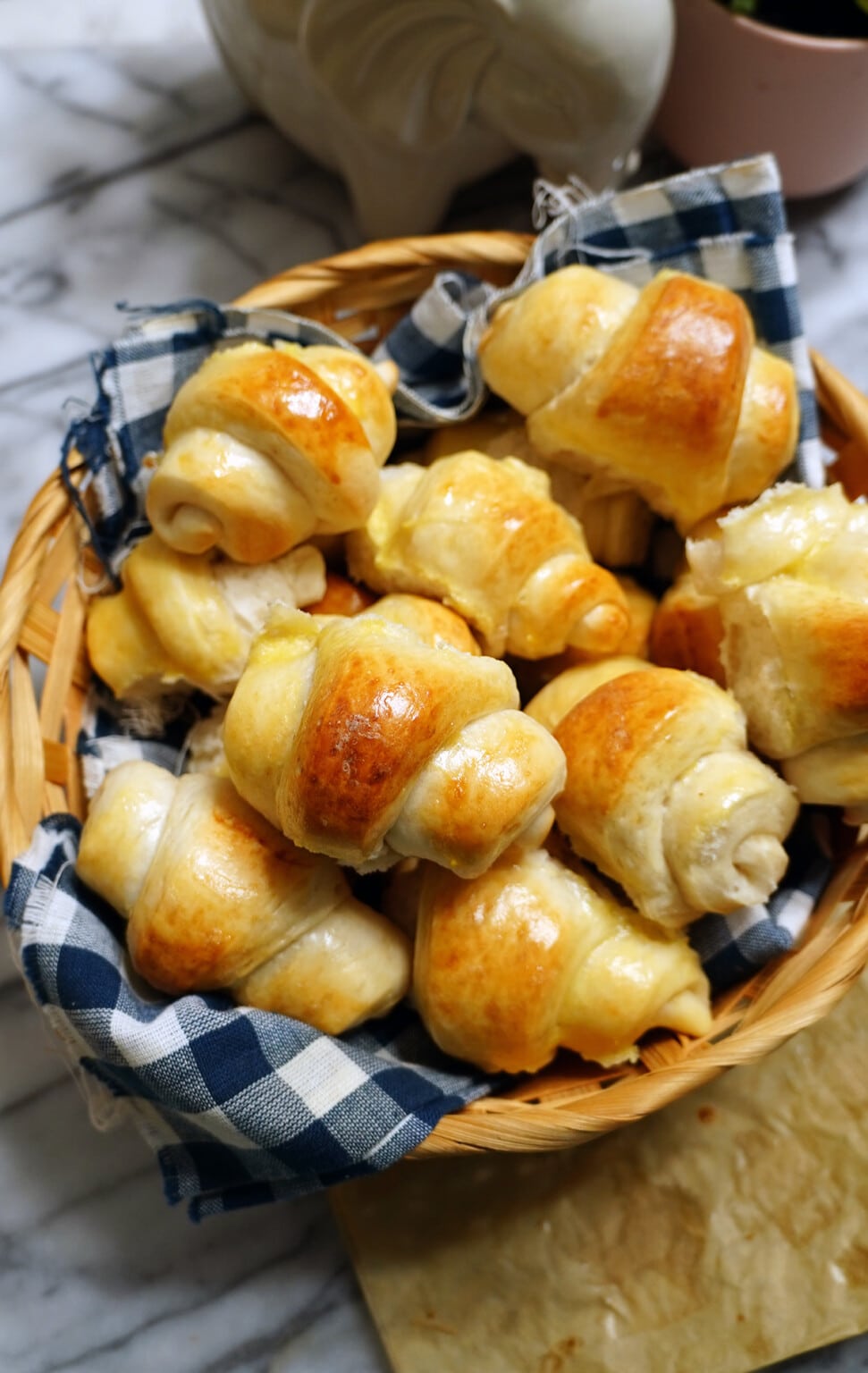 Dinner Rolls From Scratch – The Skinny Pot